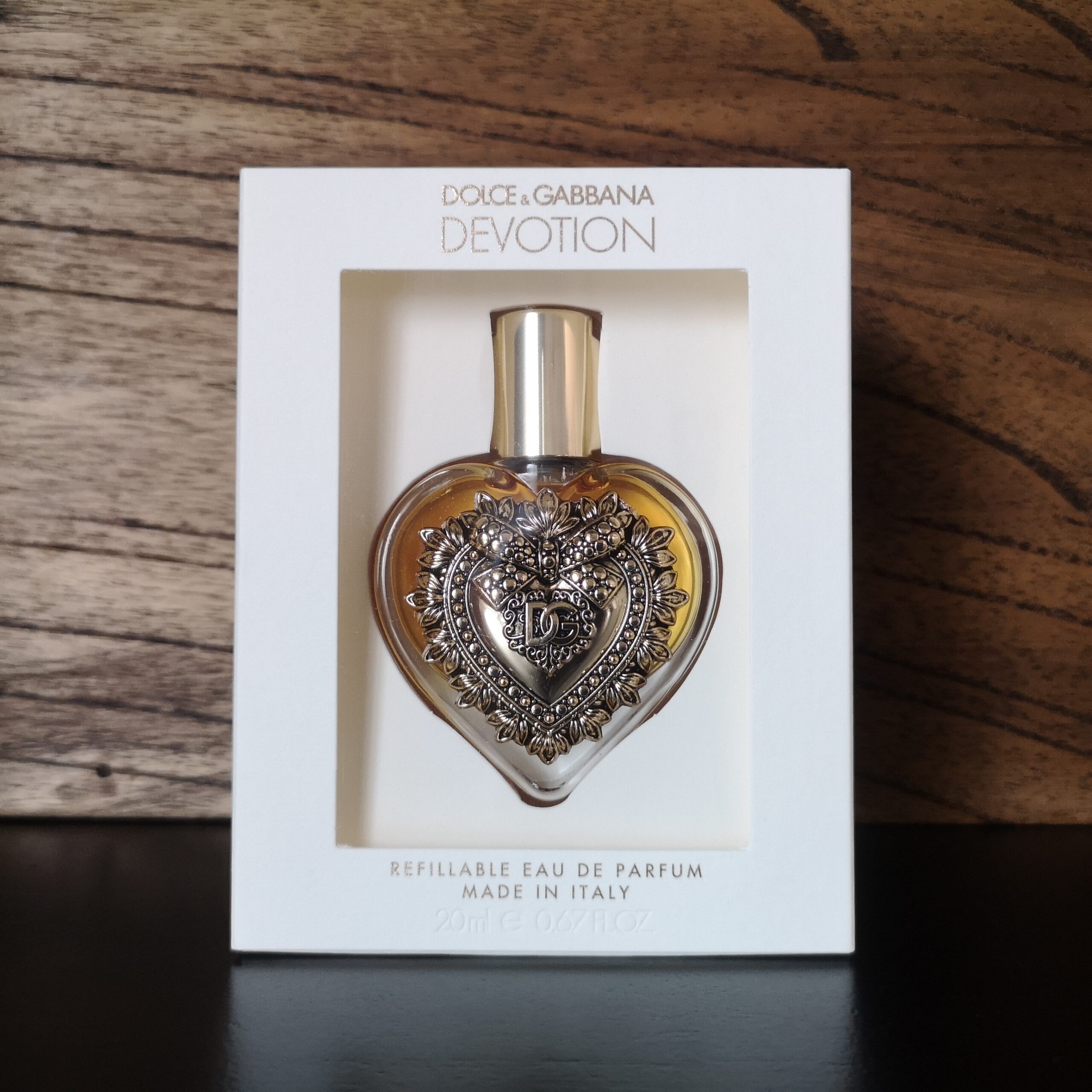 Devotion Dolce&Gabbana Perfume Sample | Decantlandia.com
